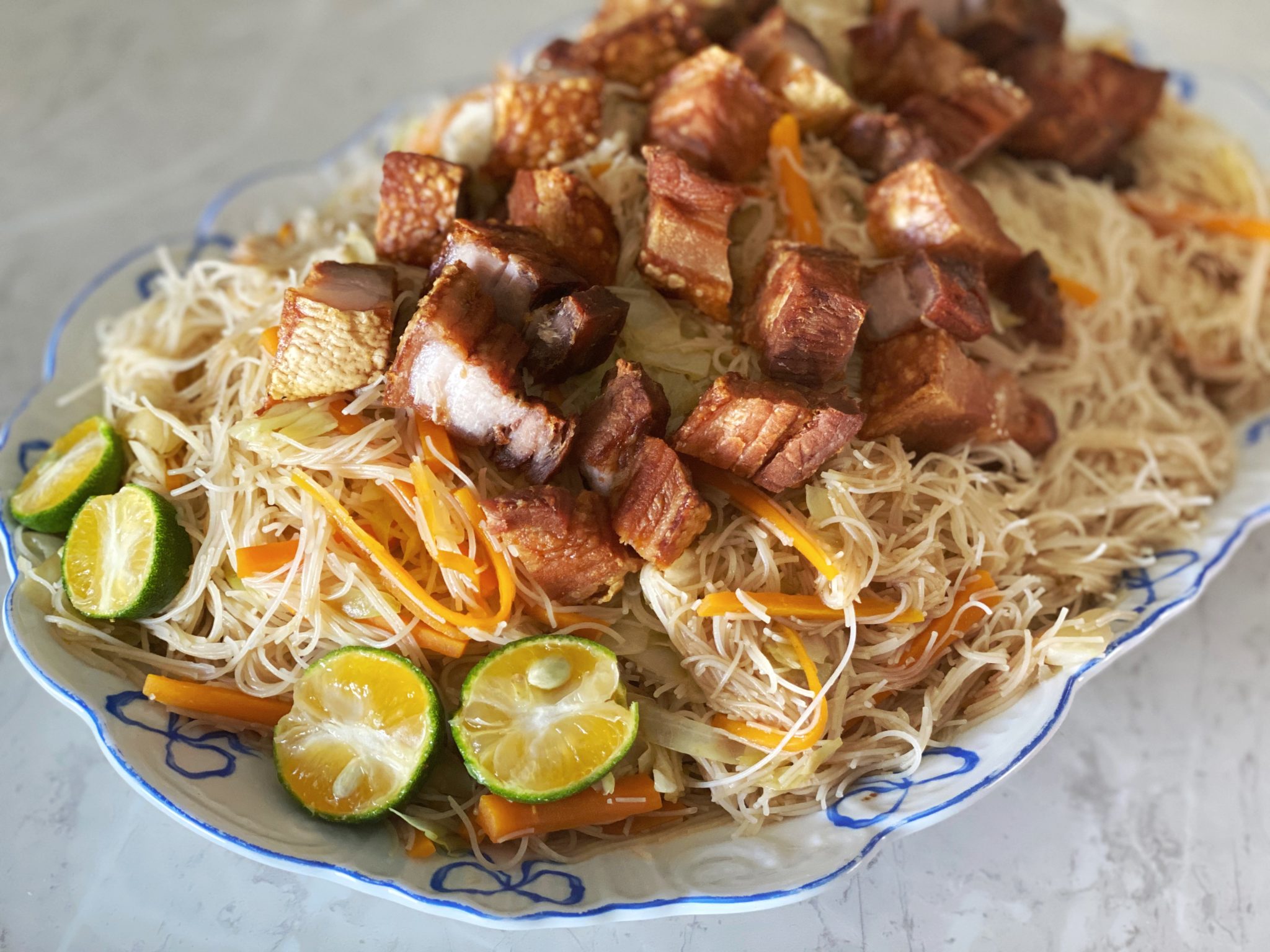 Pancit (Filipino Rice Noodles) - Lala's Kitchen